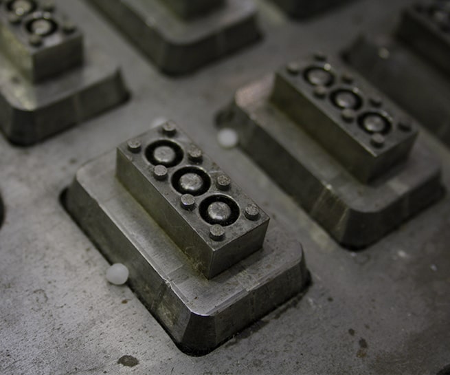 Specialized Component Company | Small Mold Development and Production
